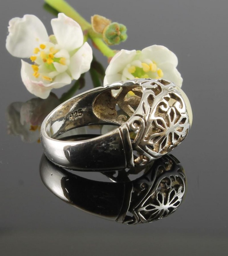 Moonstone Circle Silver Filigree Ring - Cybelle